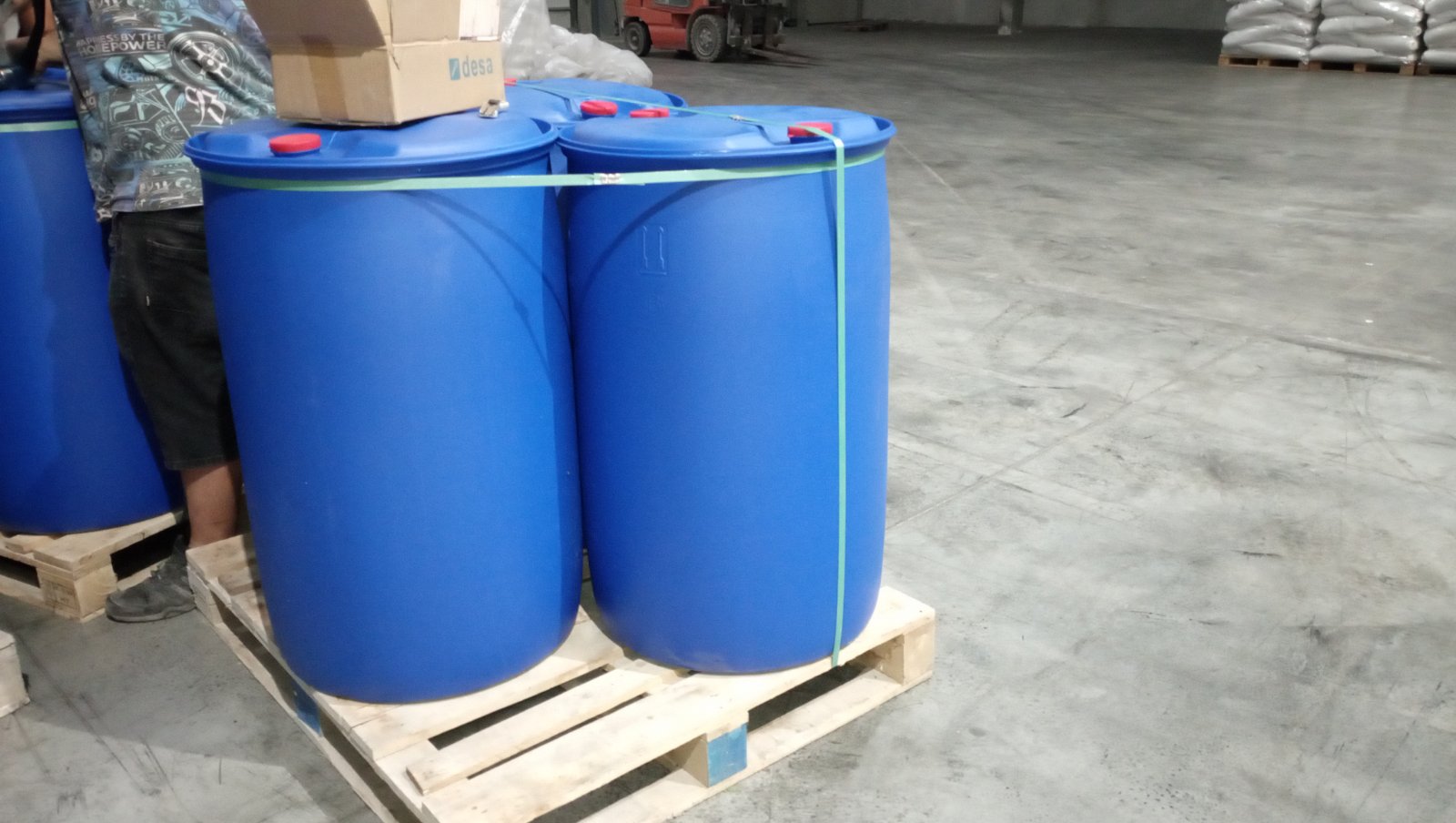 Stuffing container - Container transport, cargo handling operations ...