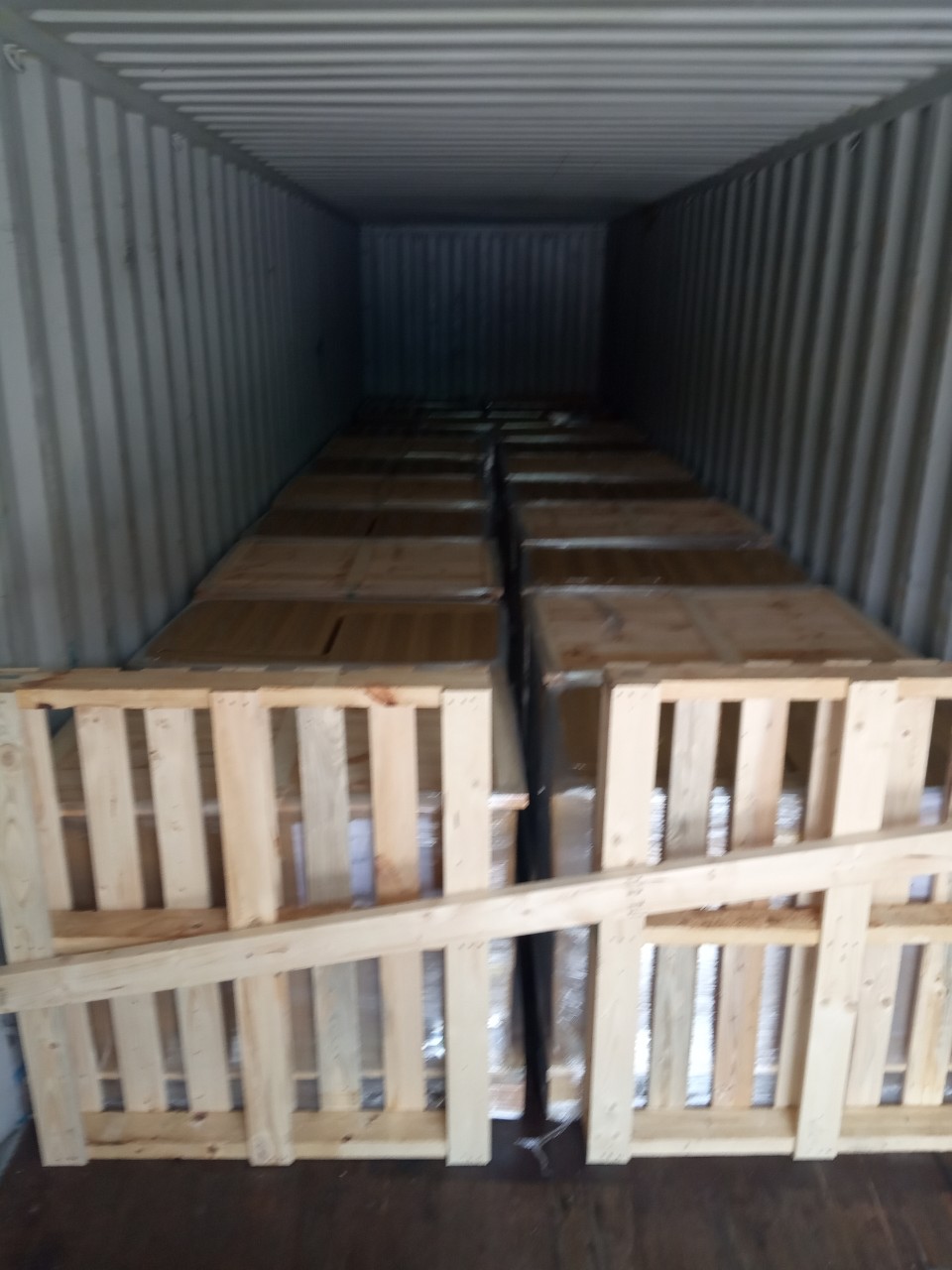 Stuffing container - Various type of cargoes at Container Terminal ...